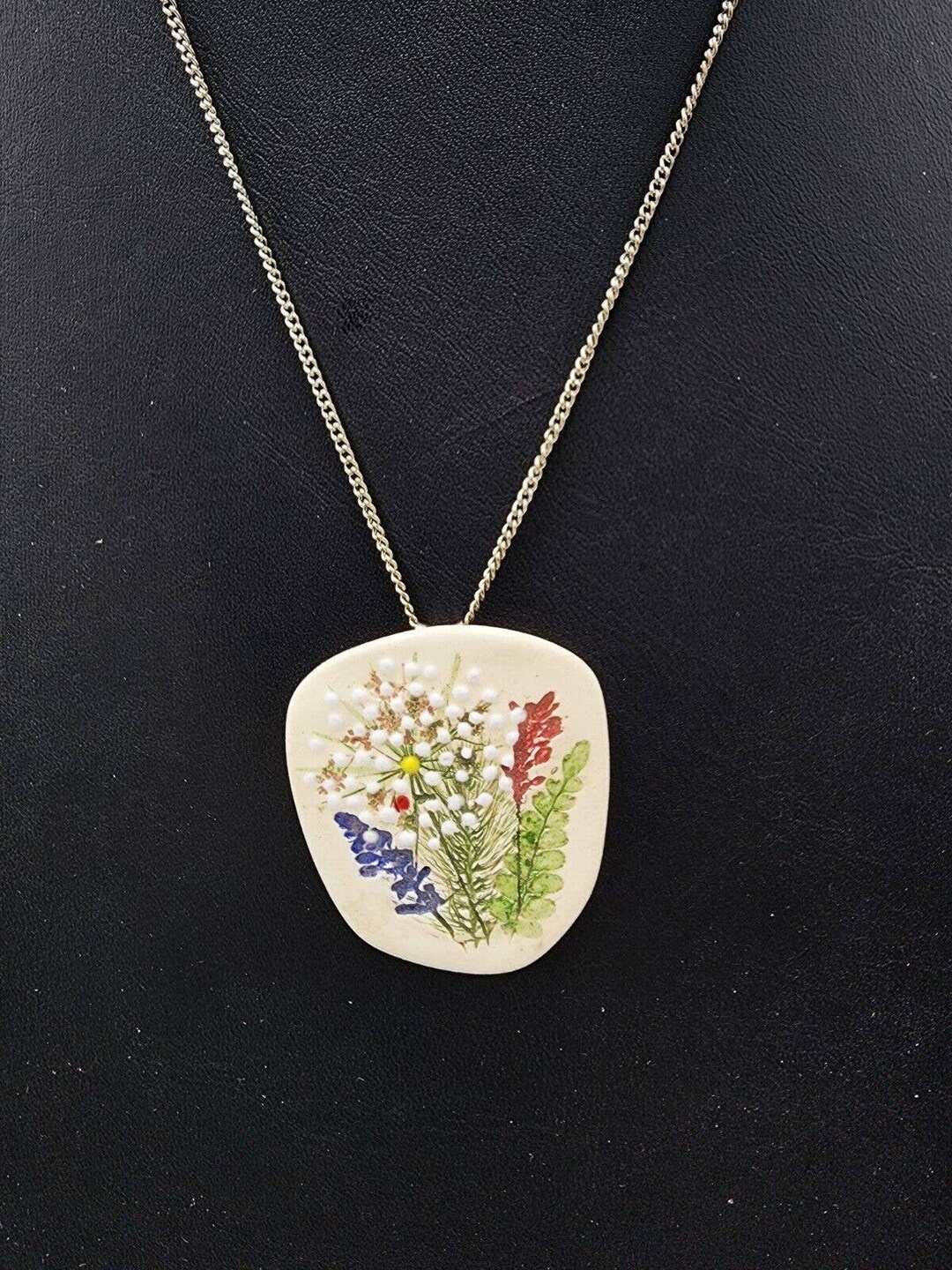 Vintage Flower Brooch Impressed Flowers Hand Made Painted Ceramic Pin ...