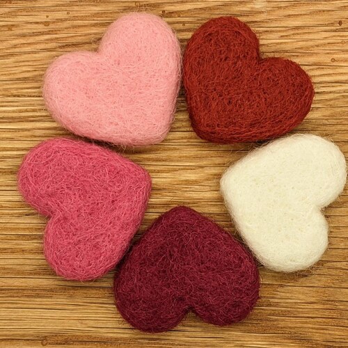 Needle Felted Hearts Red Pink White Wool Valentines Set of 5 - Etsy