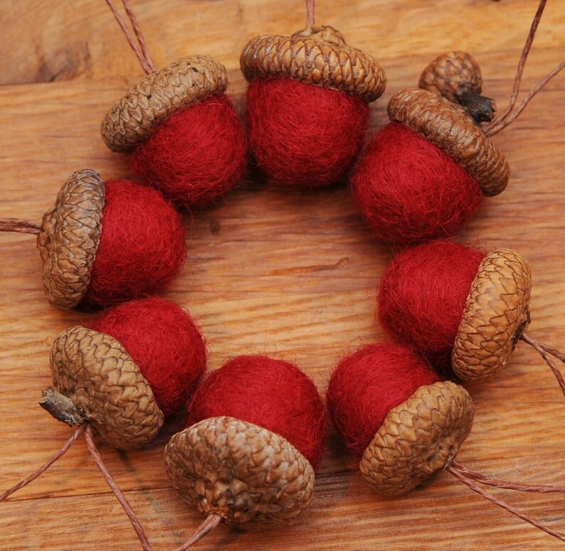 Red Felted Acorns or Acorn Christmas Ornaments - Etsy