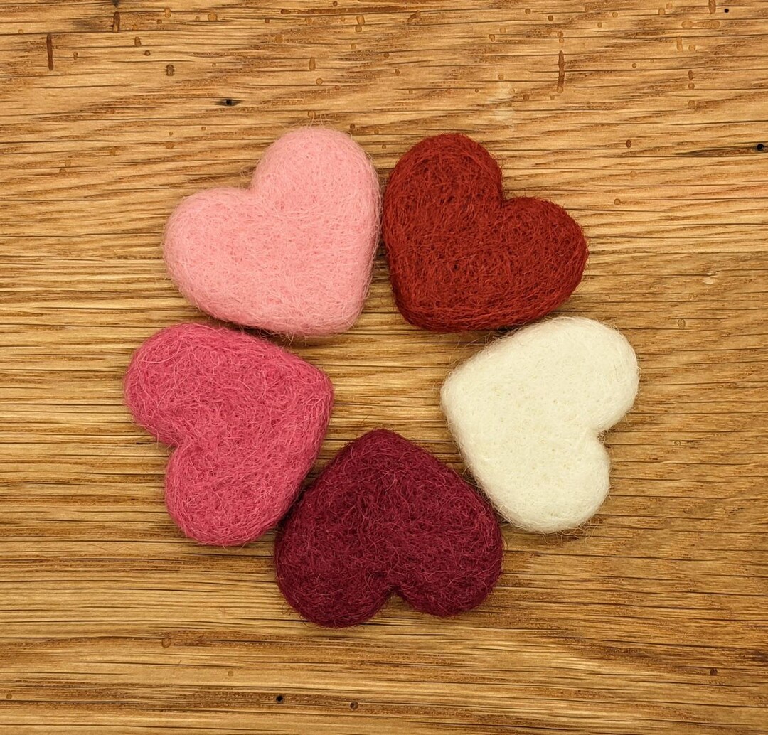 Needle Felted Hearts, Red Pink White Wool, Valentines Set of 5 - Etsy