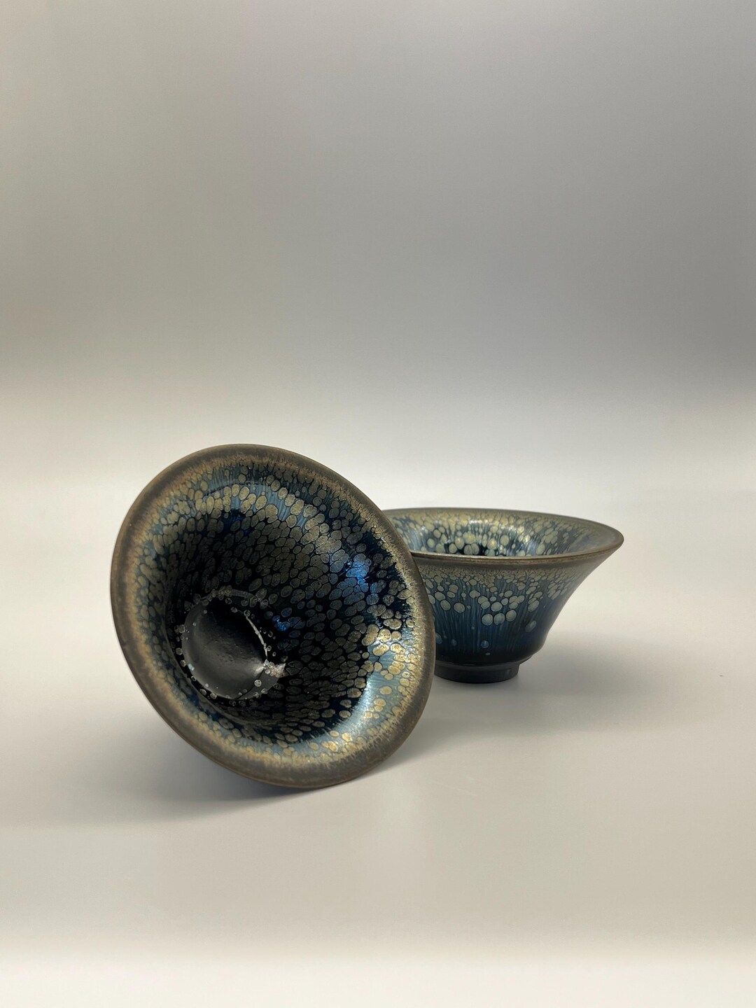 Pair of Jian Ware Cups With Blue Glaze and Golden Oil Droplets Accent ...