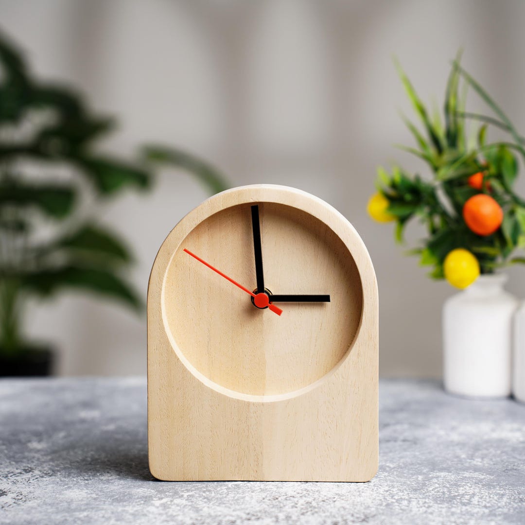 Personalized Wooden Desk Clock/unique Analog Table Clock/natural Wood ...
