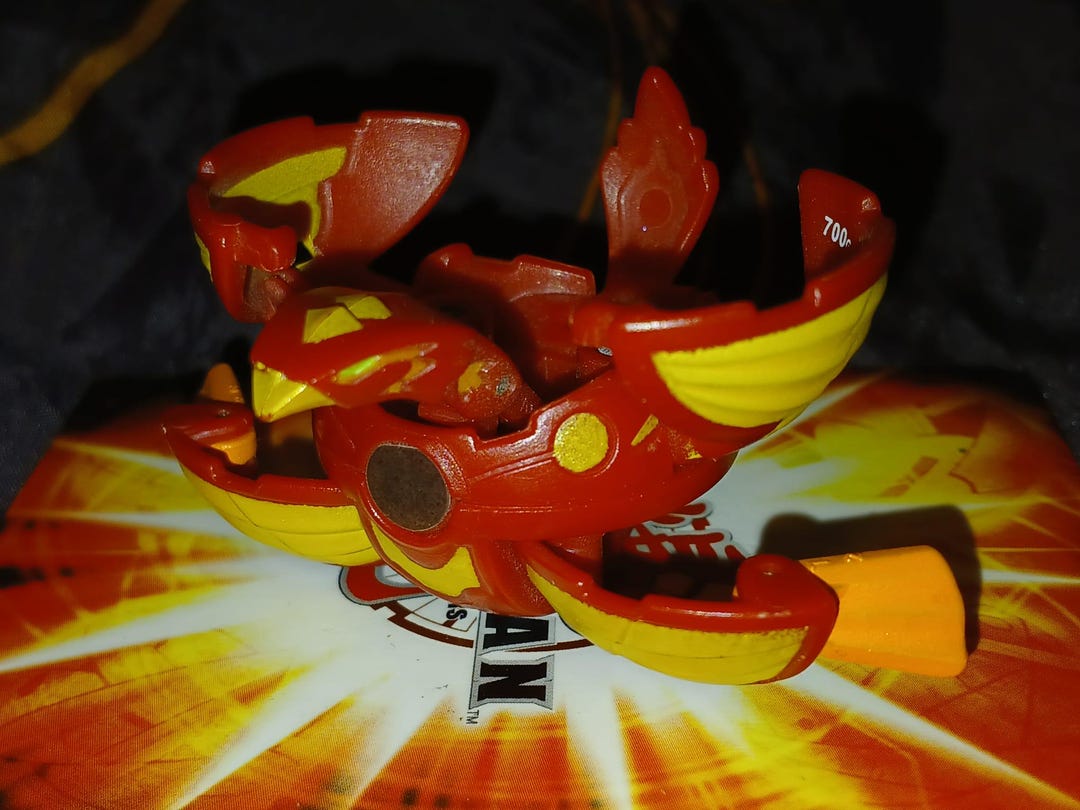 Bakugan Cosmic Ingram 700g Red Pyrus Rare Battle Brawlers - FREE ...