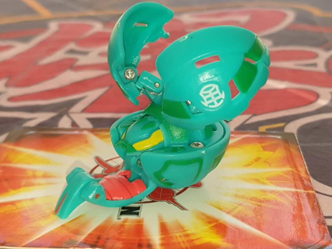 Bakugan Bee Striker 650g Green Ventus BATTLE BRAWLERS Rare - Fast ...