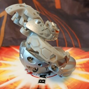 Bakugan Haos Vertexx 850g Mechtanium Surge Spin Master Rare - FREE ...