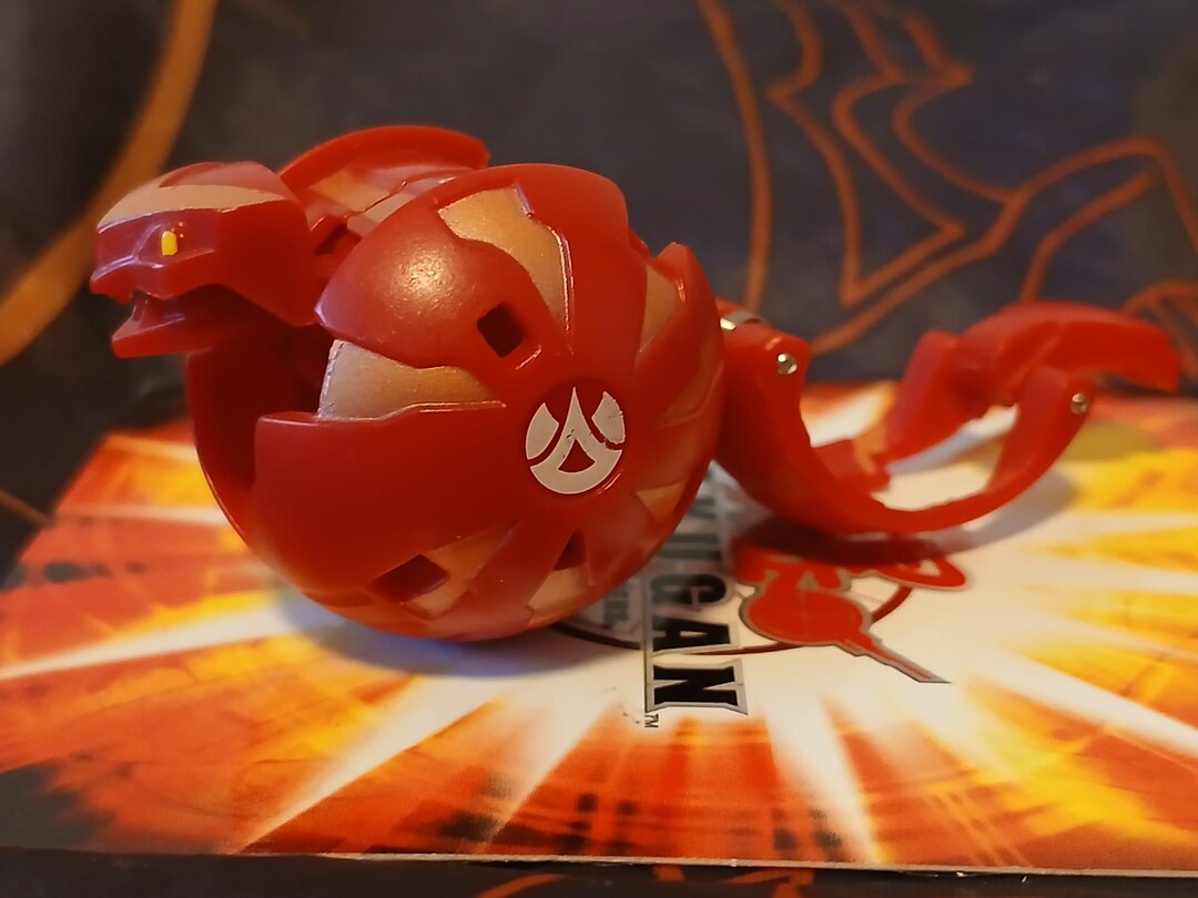 Bakugan Rattleoid 550g Red Pyrus BATTLE BRAWLERS Rare - FREE Shipping ...