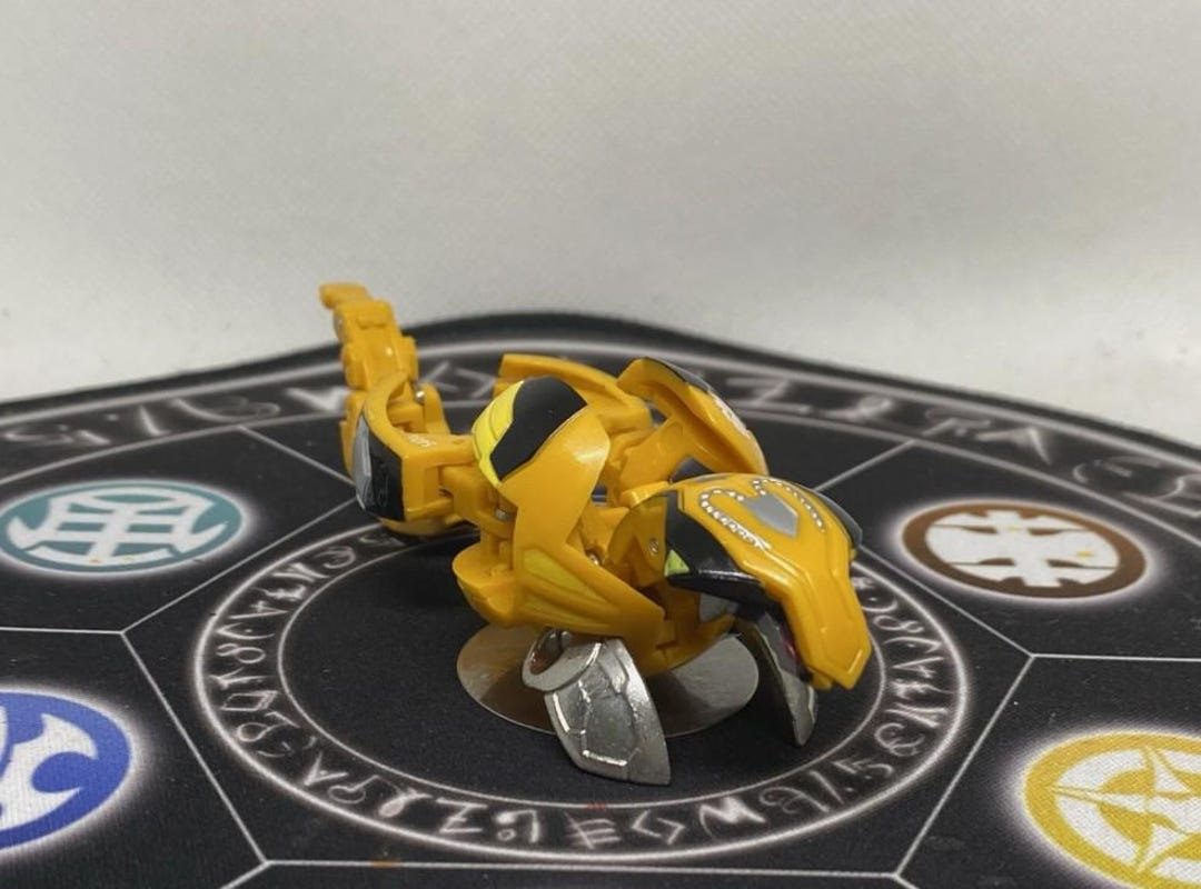Bakugan Zak Jaguard Yellow Subterra Bakutech MG Japan Import Rare ...