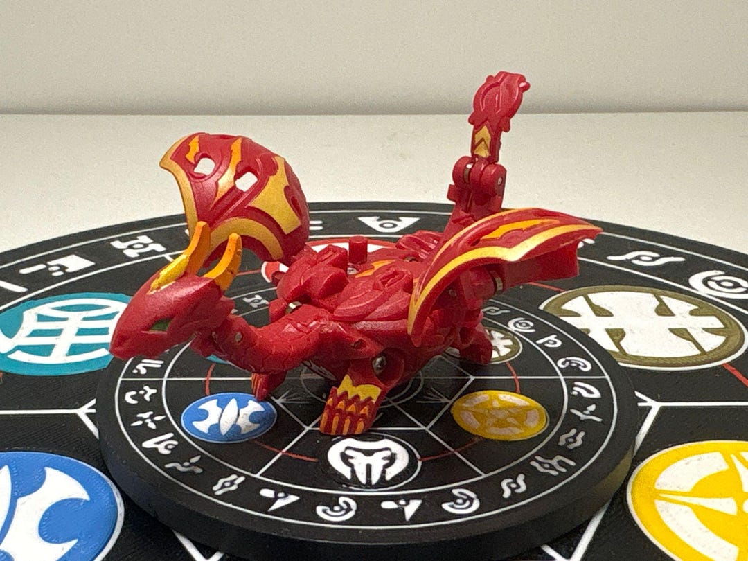 Bakugan Dharak Red Pyrus Gundalian Invaders 660G RARE - Fast SHIPPING ...
