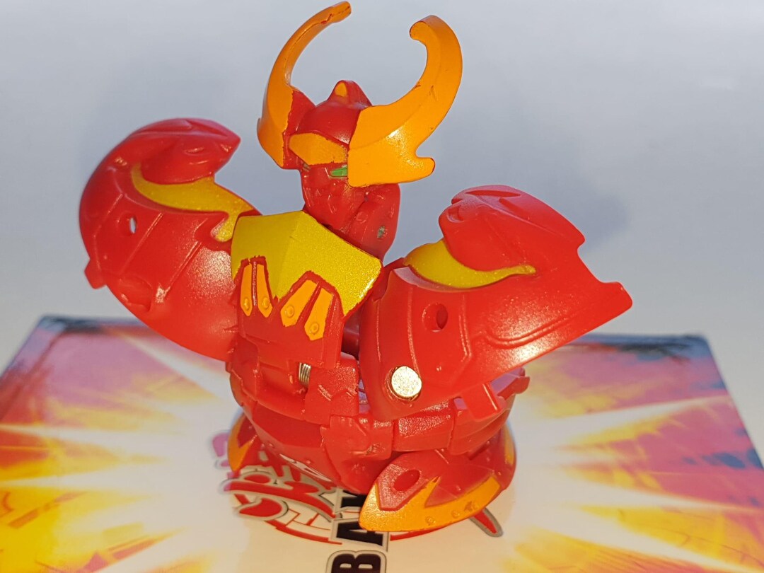 Bakugan Battle Brawlers Krakix Red Pyrus Gundalian Invaders DNA 650g ...