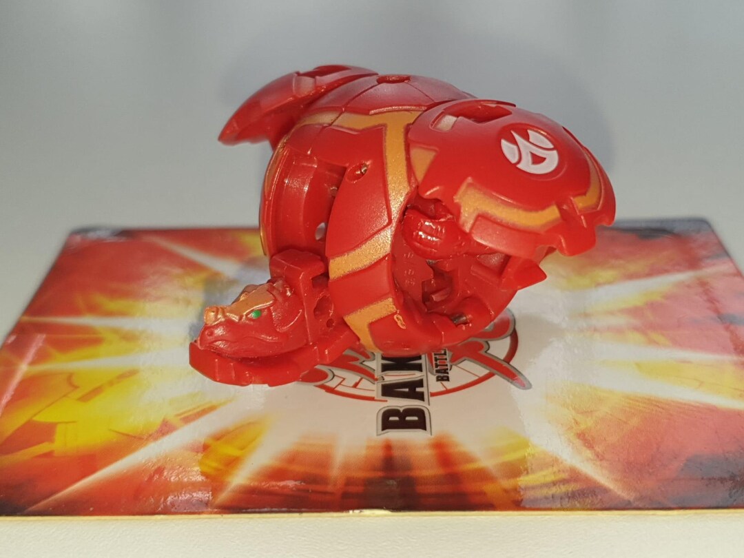 Bakugan B2 Saurus Pyrus Red Battle Brawlers Rare 540g FREE SHIPPING ...
