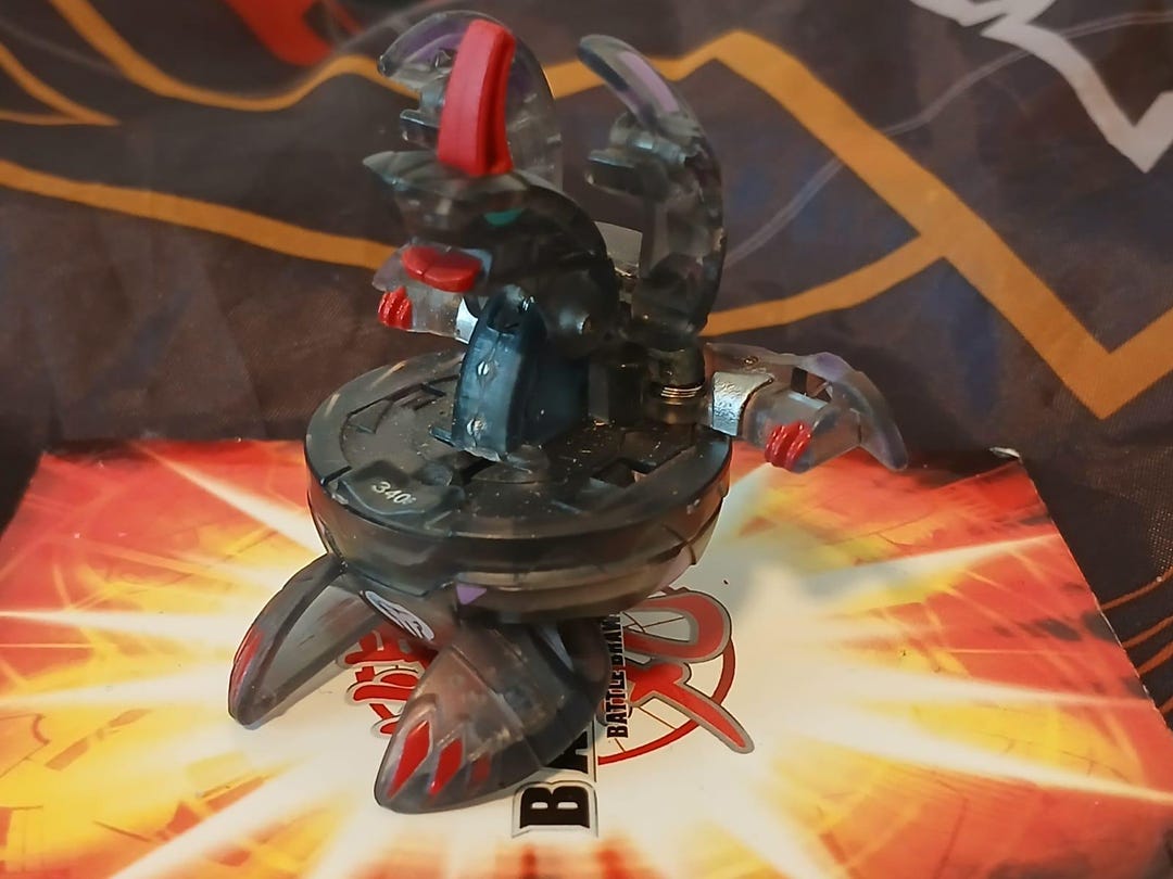 Bakugan Battle Brawlers Darkus Alpha Hydranoid Translucent RARE 340g ...