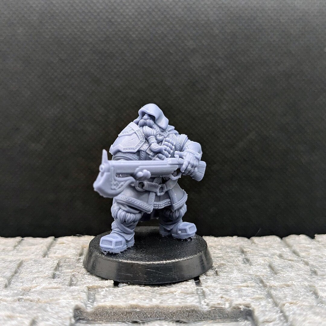 Hooded Dwarf Hunter, Rifle: D&D, Pathfinder, Frostgrave, 3D Resin ...