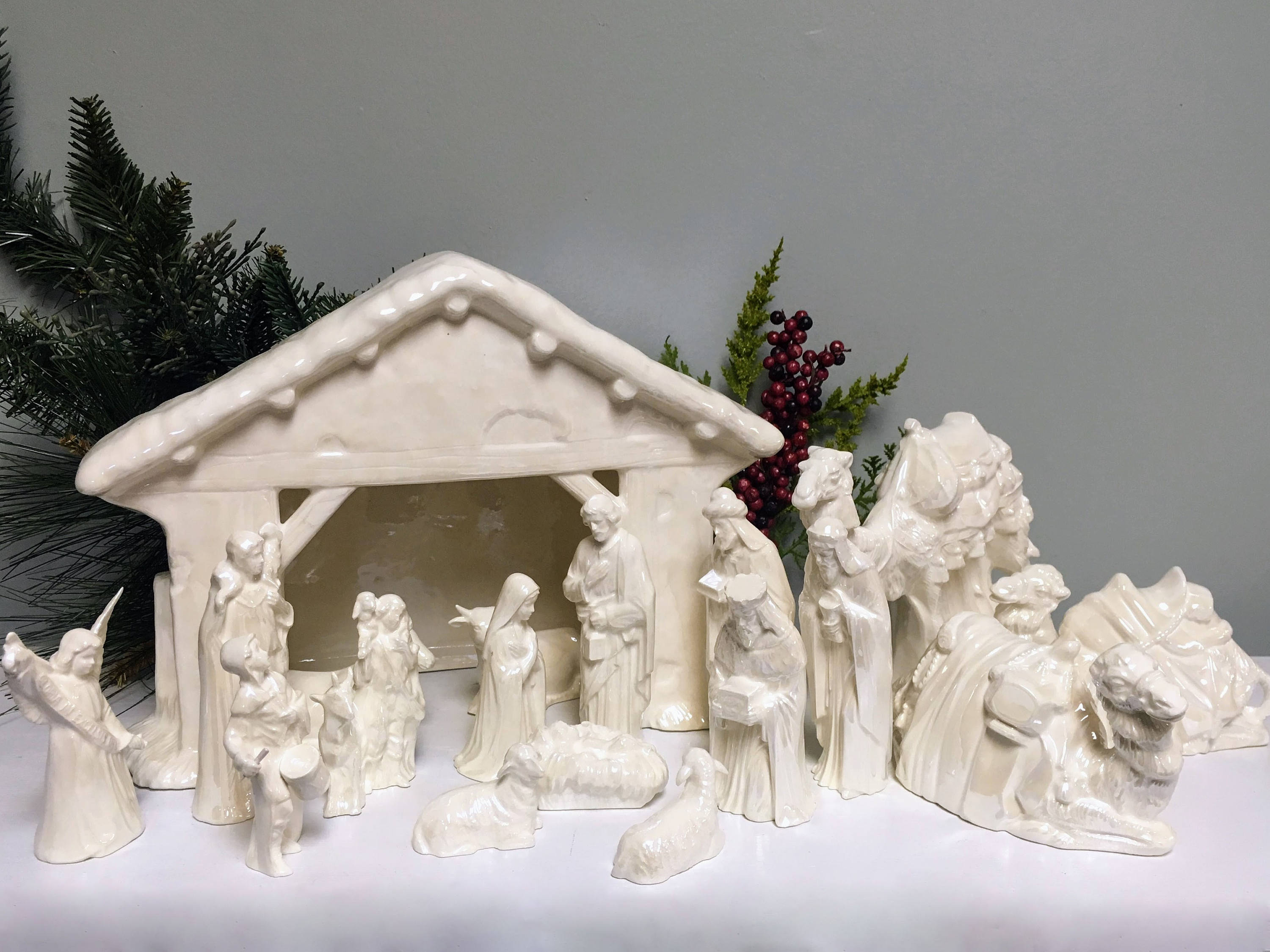 Ceramic Nativity Creche Scene Mother of Pearl - Etsy Canada
