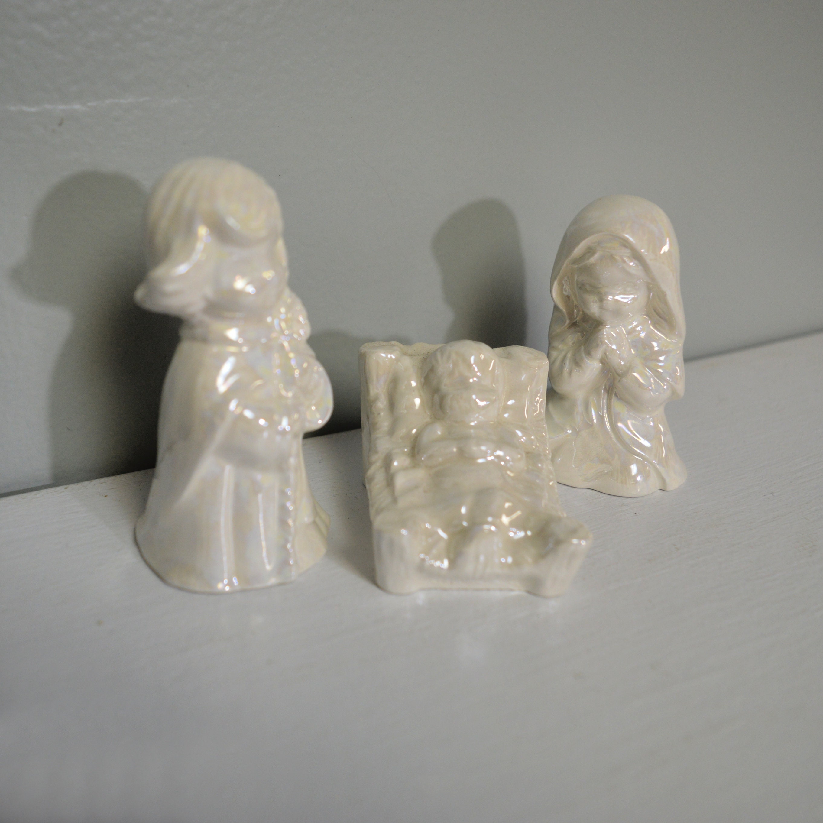 Ceramic Child Nativity Creche Scene Mother of Pearl - Etsy