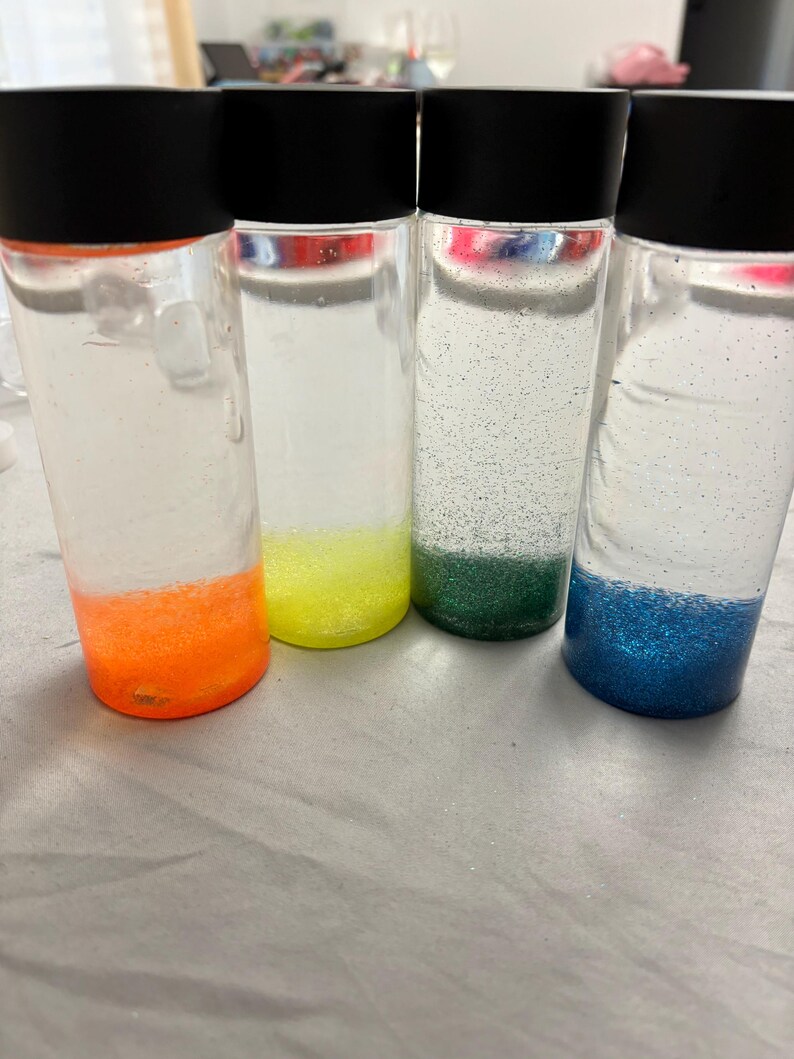 Solid-colored Calm Down Sensory Bottle Stress Relief Bottle Glitter and ...