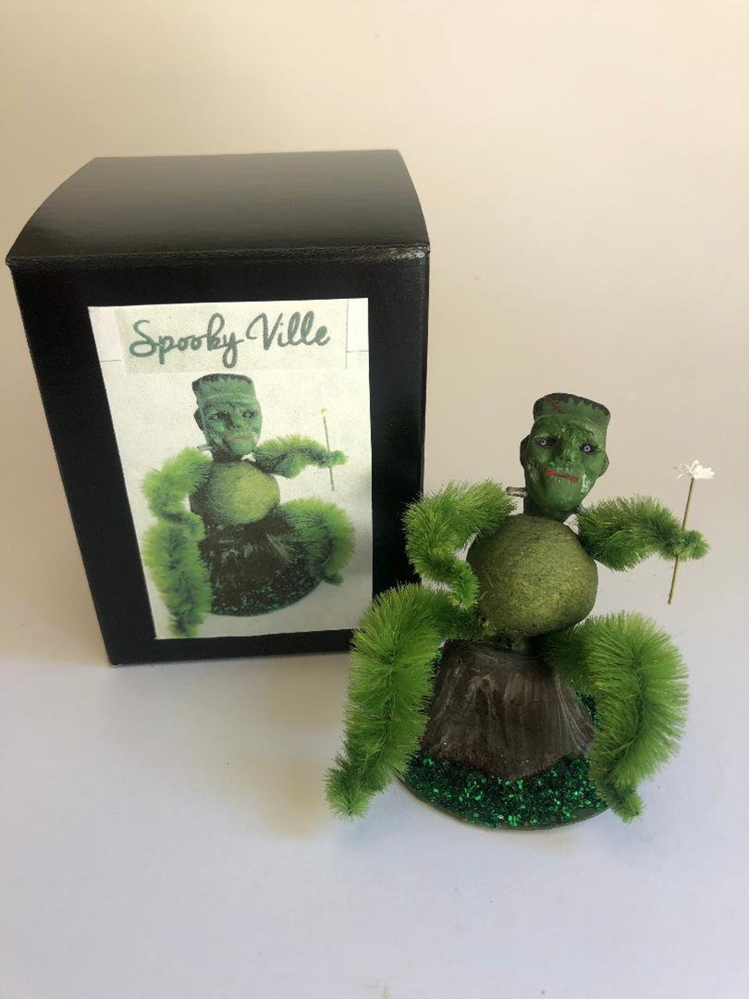Spookyville Halloween Decoration Frankenstein's Monster W Daisy on ...