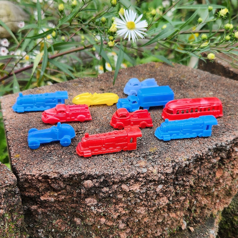 Vintage Plastic Toys - Etsy