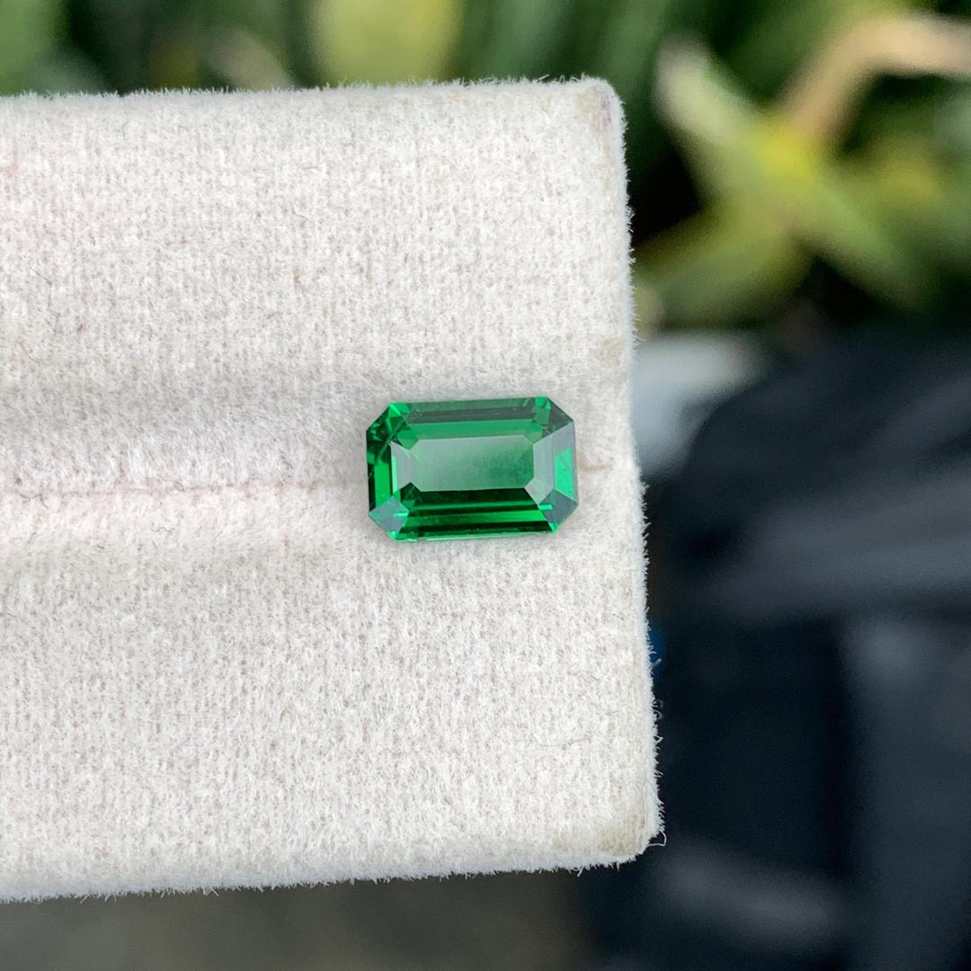 Certified 1.52 Cts Natural Grossular Garnet Eye Clean Octagon Cut Loose ...