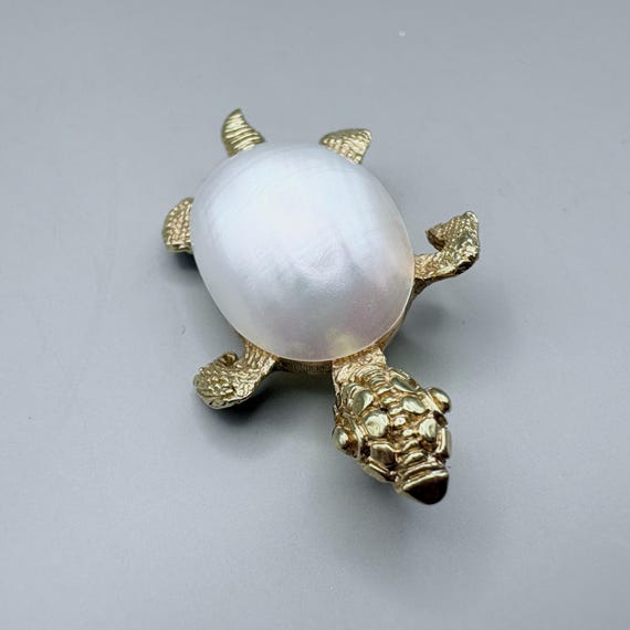 Vintage Boucher Gold Tone White Abalone Shell Turtle… - Gem