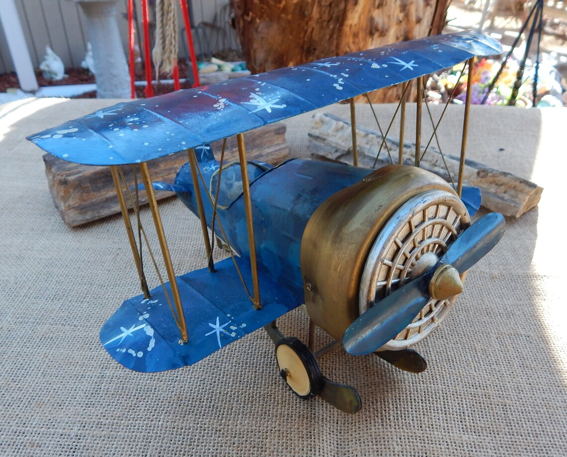 Large Metal Airplane Holiday Display / Metal Biplane Snowman - Etsy