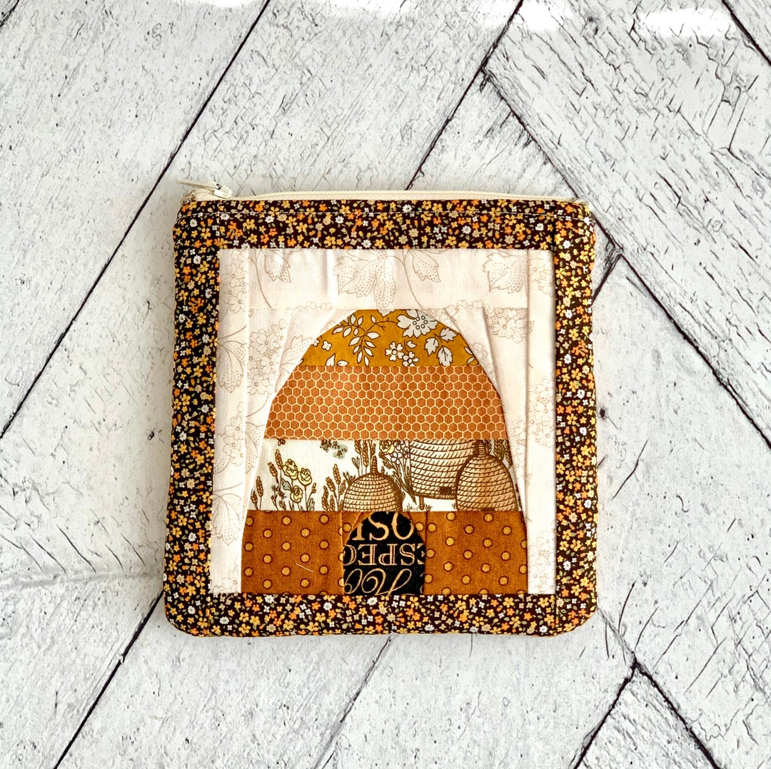 Square Zipper Pouch Beehive Honey Bees Toiletries Scrappy Zipper Pouch ...