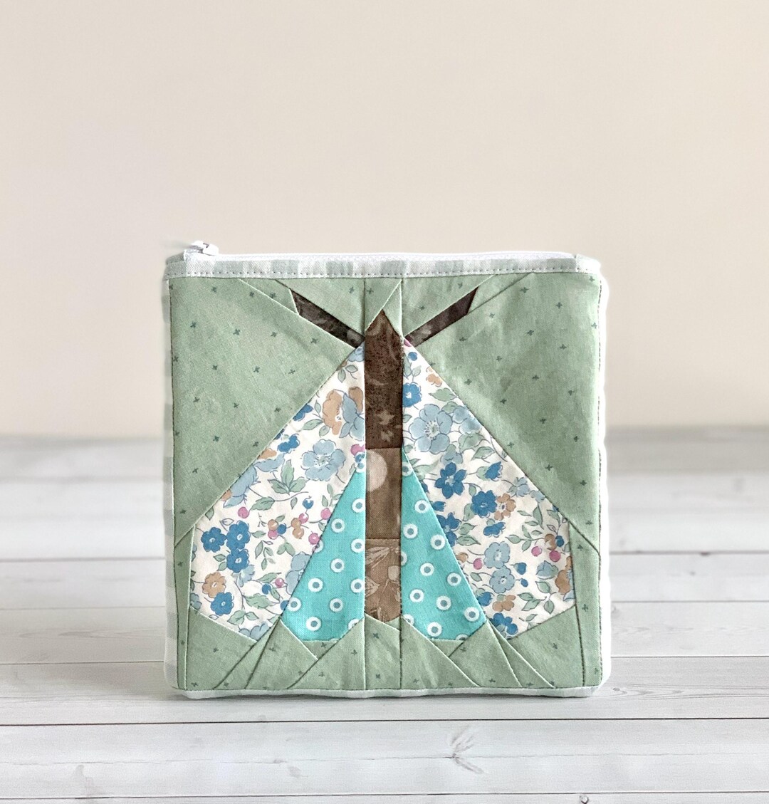 Square Zipper Pouch Pastel Moth Quilt Block Coin Pouch Scrappy Zipper ...