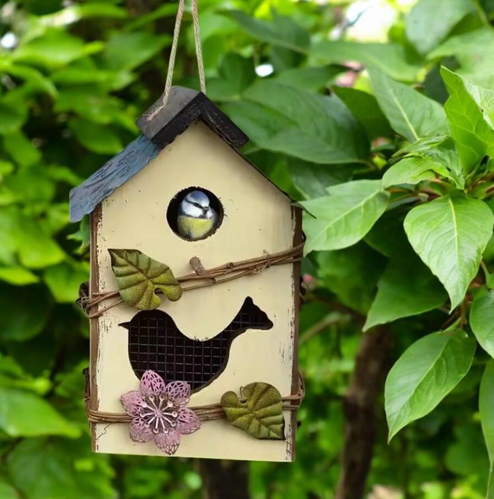 Sturdy Wooden Hanging Birdhouse – Multifunctional Protective Garden ...