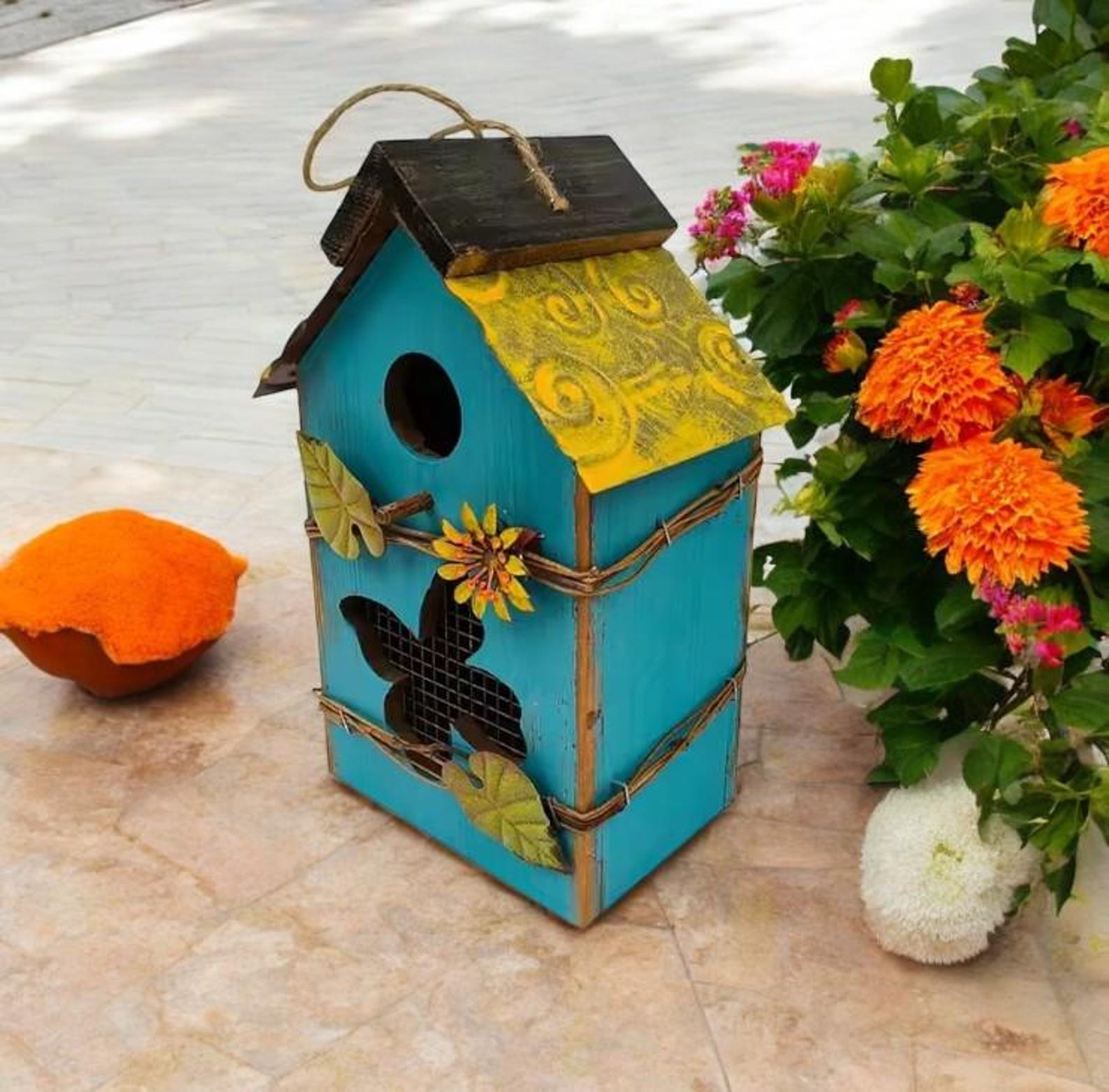 Sturdy Wooden Hanging Birdhouse – Multifunctional Protective Garden ...