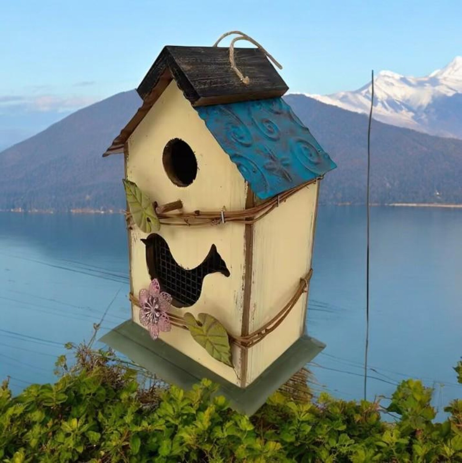 Sturdy Wooden Hanging Birdhouse – Multifunctional Protective Garden ...