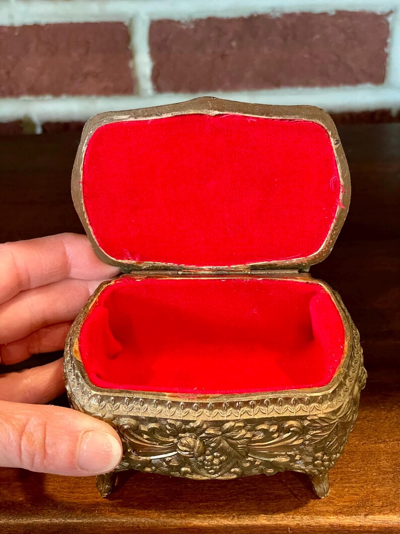 Metal Trinket Box With Cameo Lid - Etsy