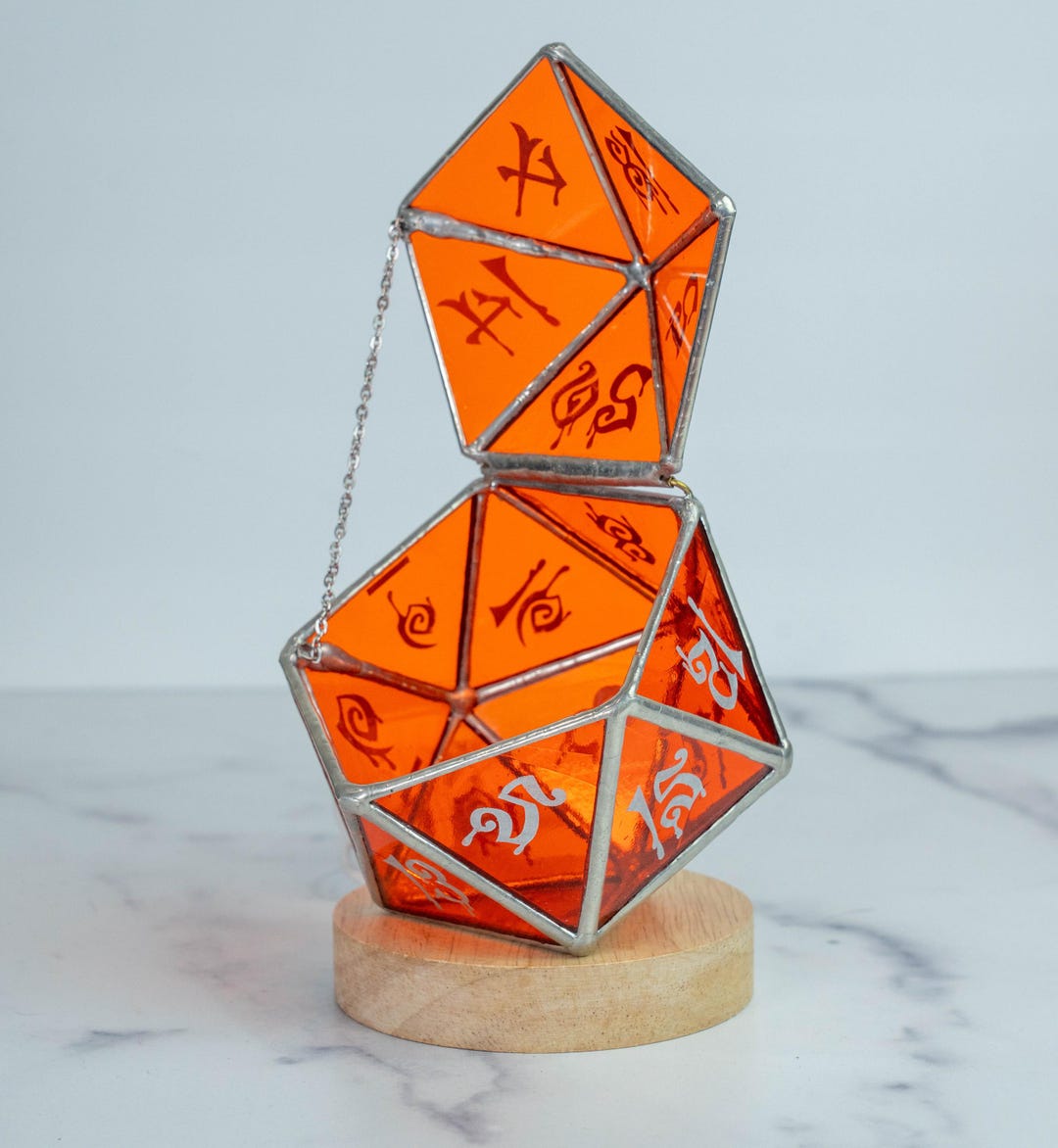 Handmade D20 Stained Glass Lid Opening With Light D&D Barbarian Class ...