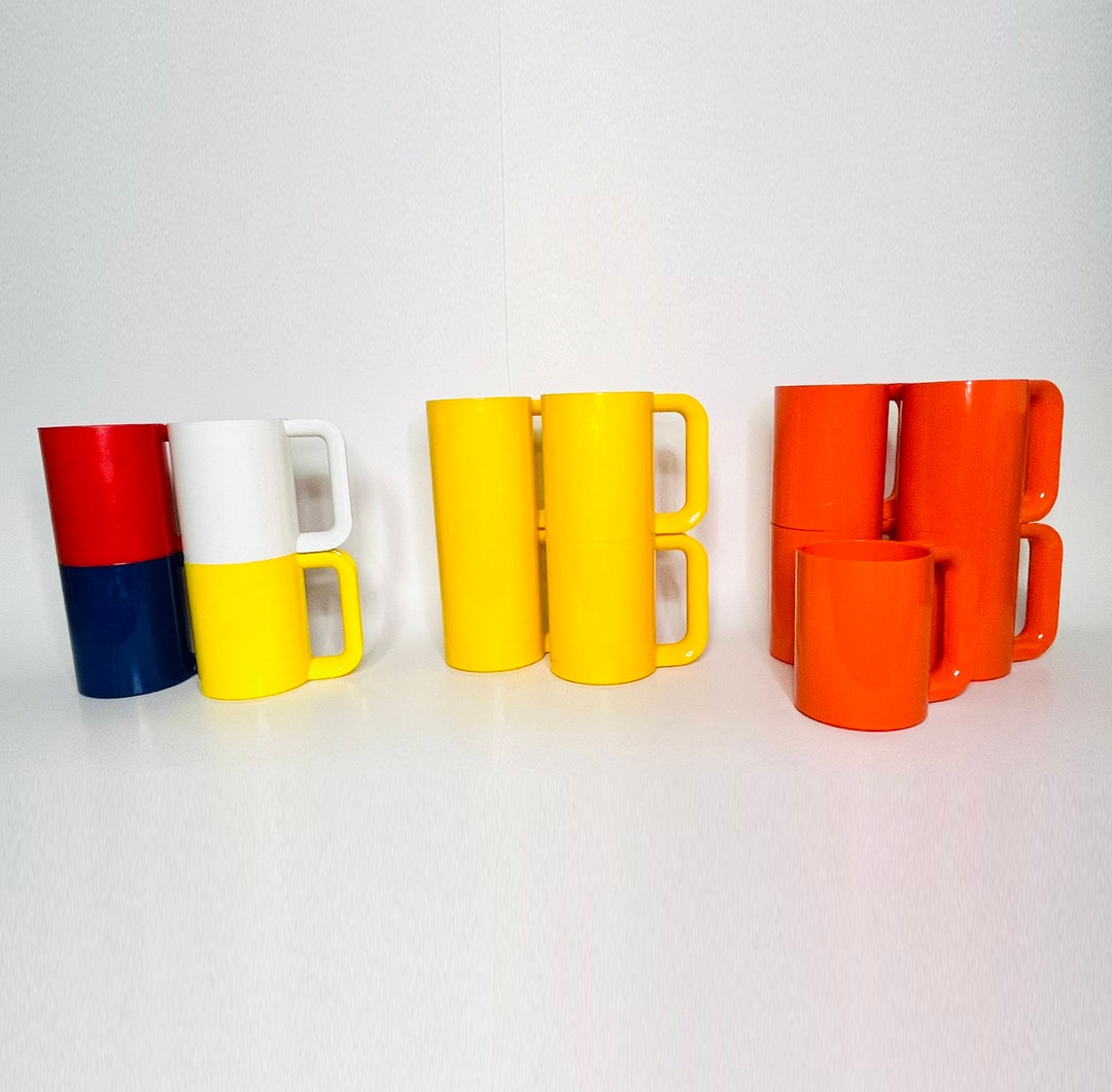 Brightly Colored Mid Century Mod Heller Style Mugs Massimo Vignelli ...