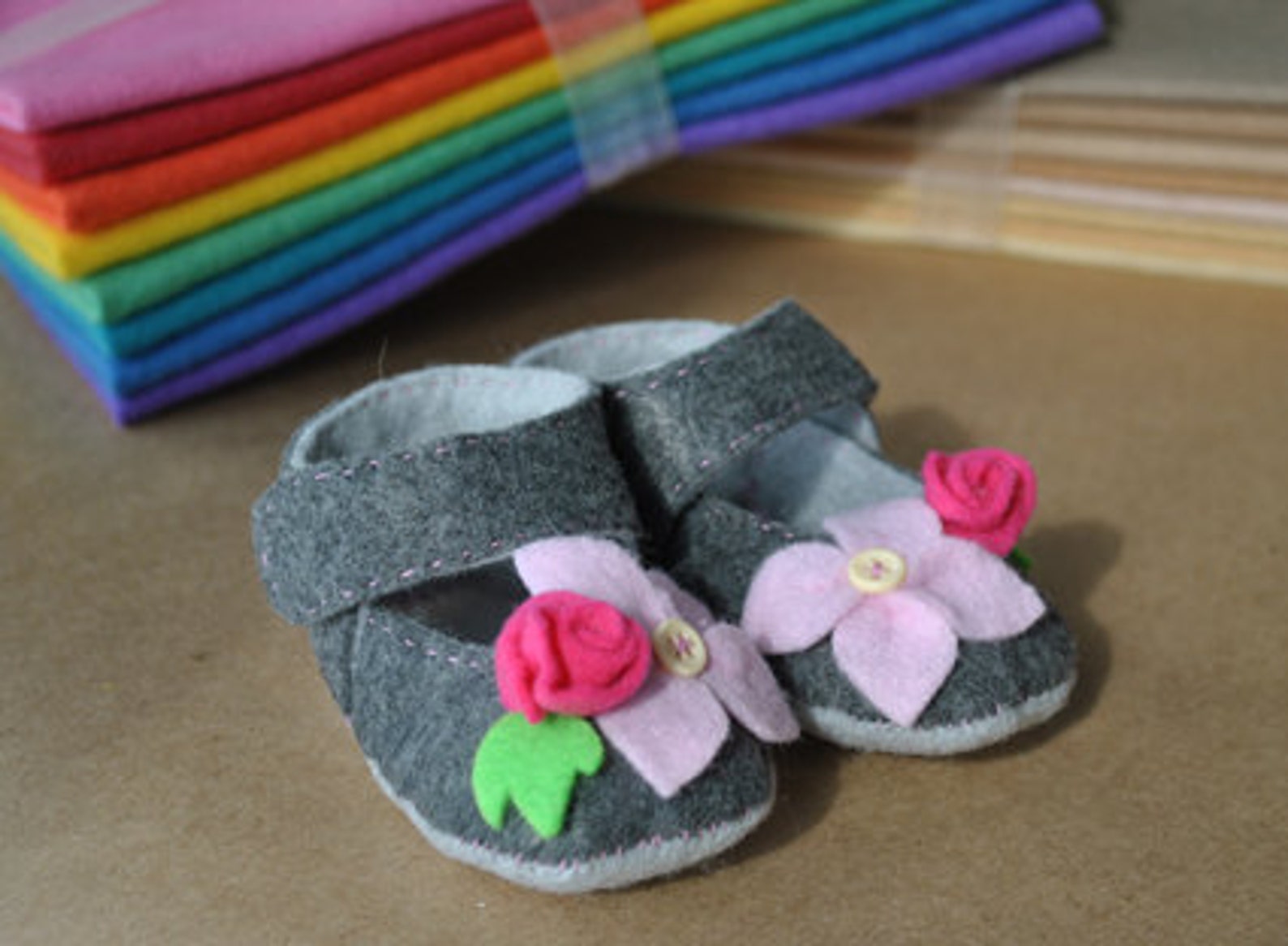 Floral Felt Baby Shoe Pattern Mary Jane With Flowers PDF - Etsy