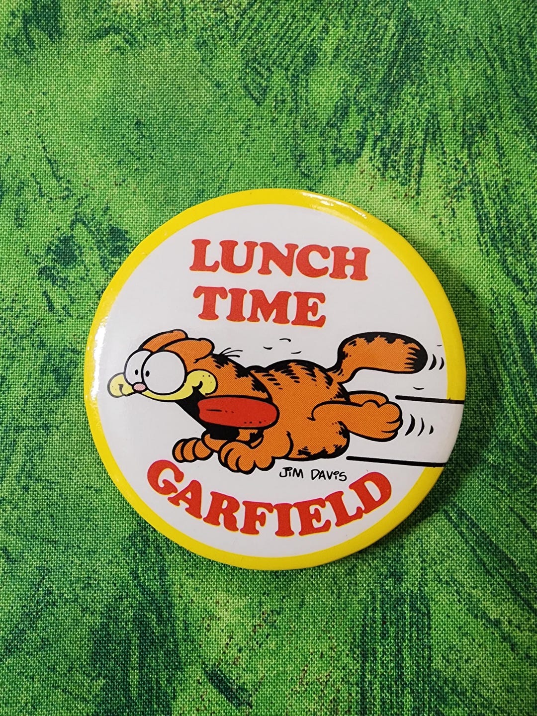 Vintage Garfield Button - Etsy