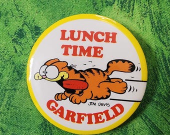 Vintage Garfield Button - Etsy