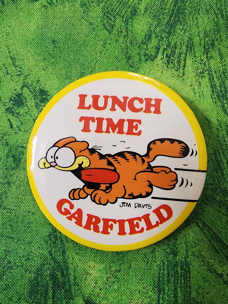 Vintage Garfield Button - Etsy