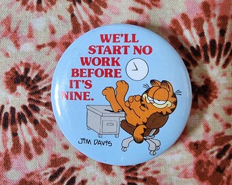 Vintage Garfield Button - Etsy