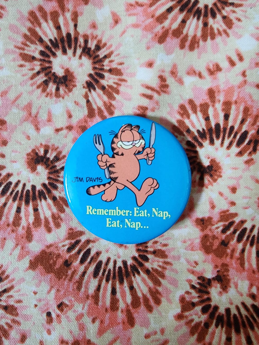 Vintage Garfield Button - Etsy