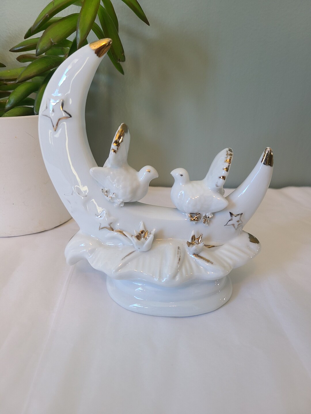 Vintage Porcelain Ceramic White Moon With Doves - Etsy