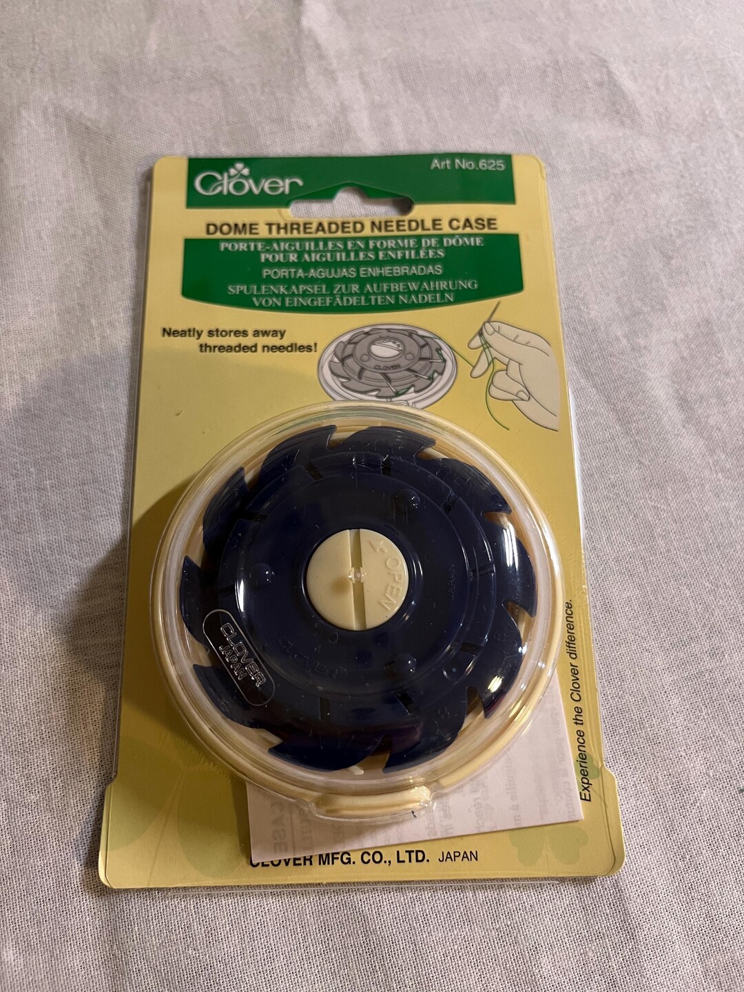 Clover Dome Threaded Needle Case - Etsy