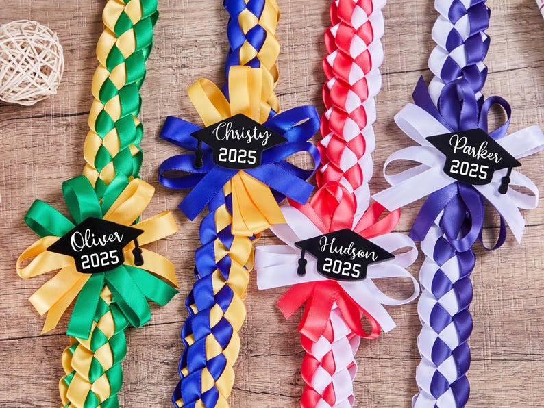 Custom 2025 Graduation Lei With Grad Cap, Personalized Graduation Gifts ...