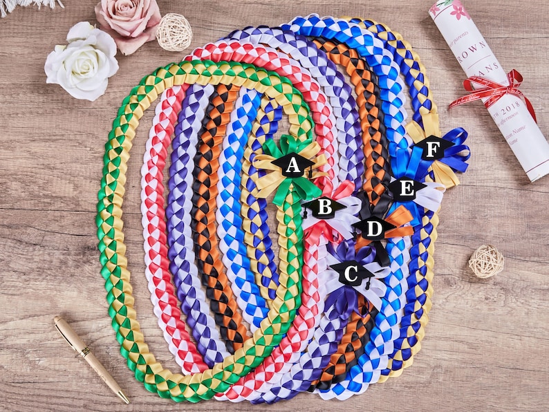 Custom 2025 Graduation Lei With Grad Cap, Personalized Graduation Gifts ...