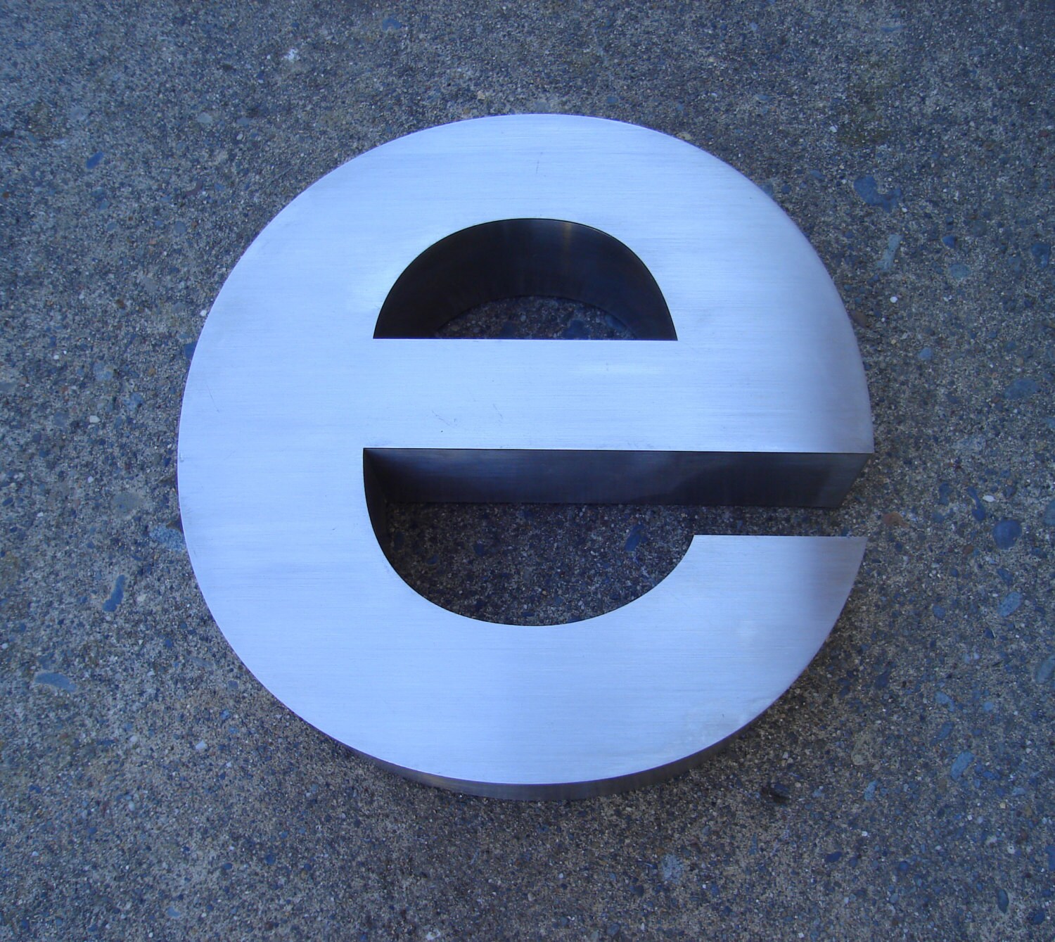 Letter E (lowercase E) - Metal Type Decorative Art - Wall Decor - Etsy