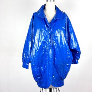 Vintage 80s Raincoat / Padded Puffer Blue Vinyl Rain Jacket / Square ...