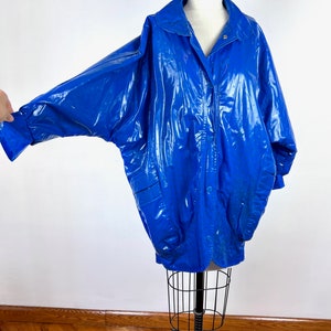 Vintage 80s Raincoat / Padded Puffer Blue Vinyl Rain Jacket / Square ...