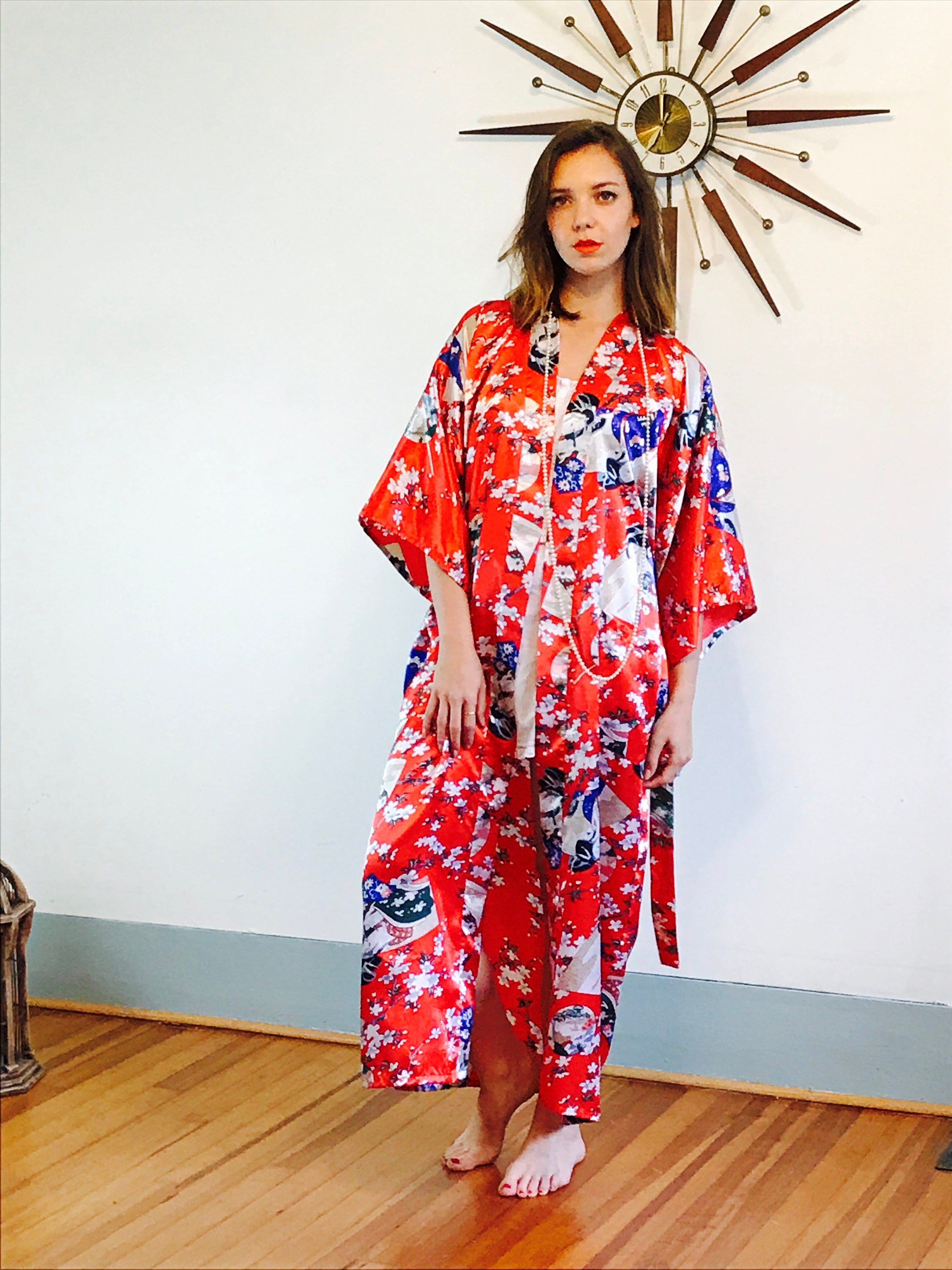 Vintage 80s Red Satin Asian Floral Robe Fan Japanese Geisha Robe ...