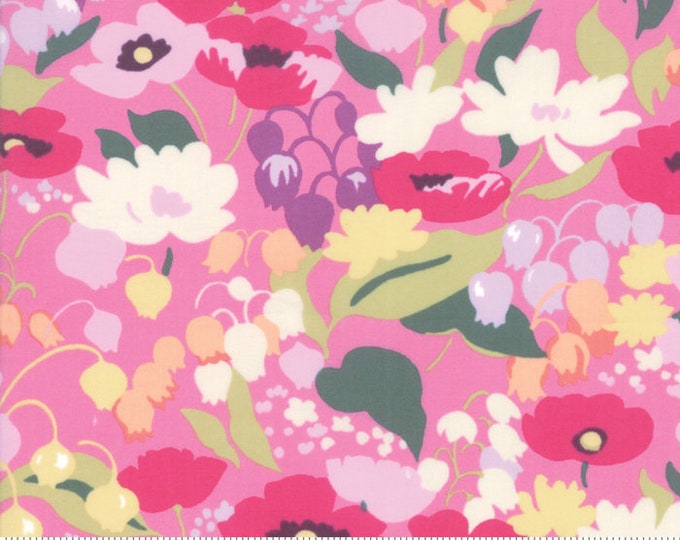 Moody Bloom Cotton Fabric, Painted Watercolor Wilder Bloom Daisy Floral ...