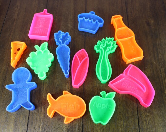 1972 Mattel Tuff Stuff Pretend Plastic Play Food 12 Piece Set - Etsy