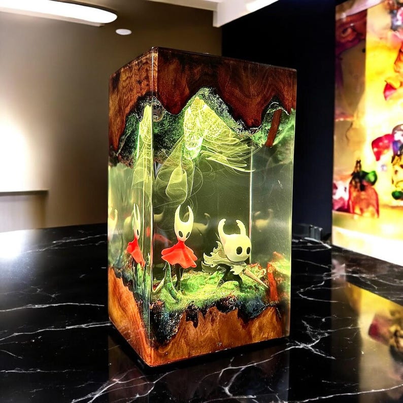 Hollow Knight and Hornet Resin Lamp, Custom Resin Night Light, Game ...