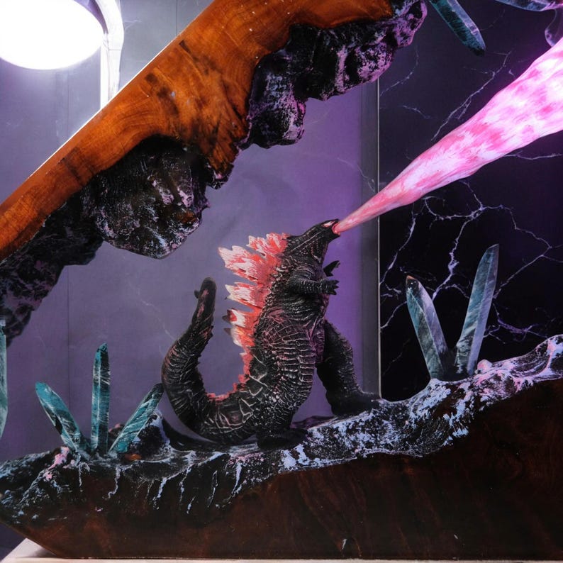 Diorama King Monster Burning Night Light, Monster Resin Lamp, Anime ...